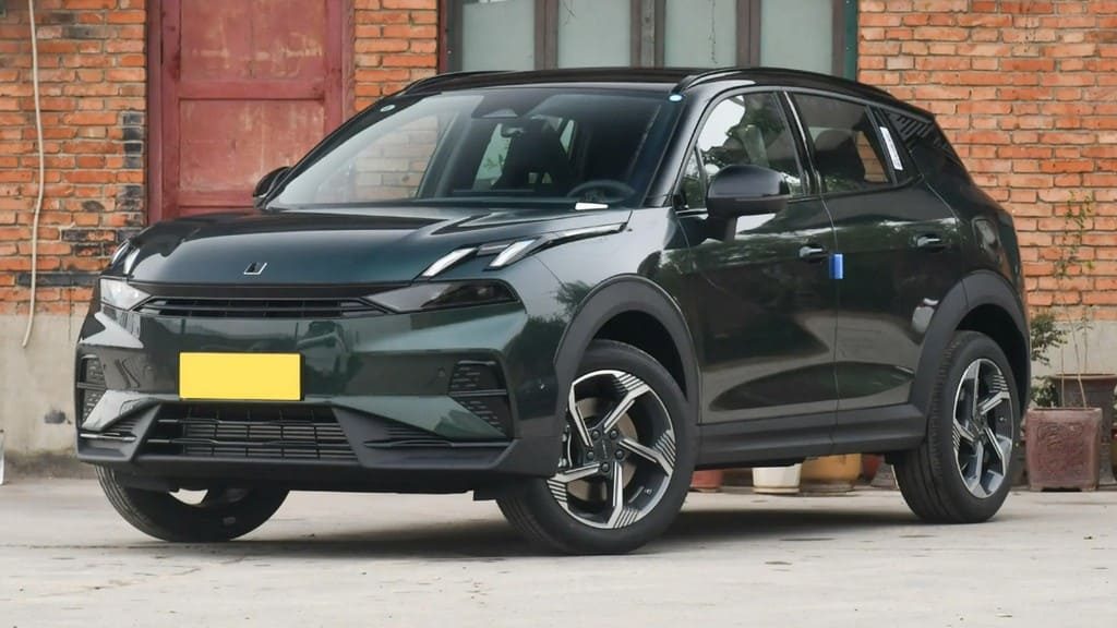 Lynk & Co 06 цена и комплектации (2025 г.)